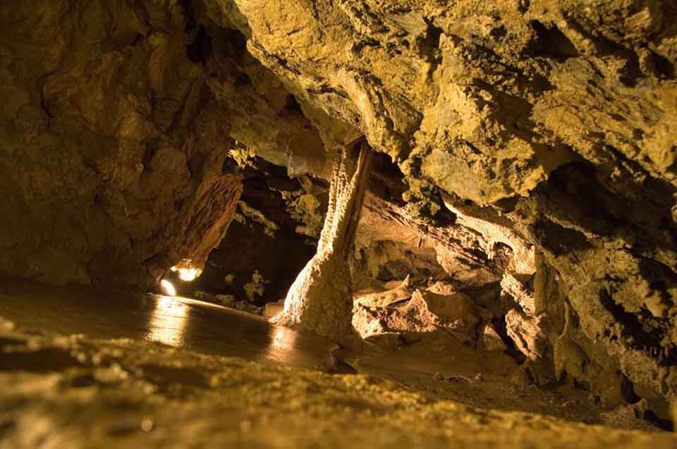 Oregon Caves National Monument and Preserve: A World of Exploration and ...