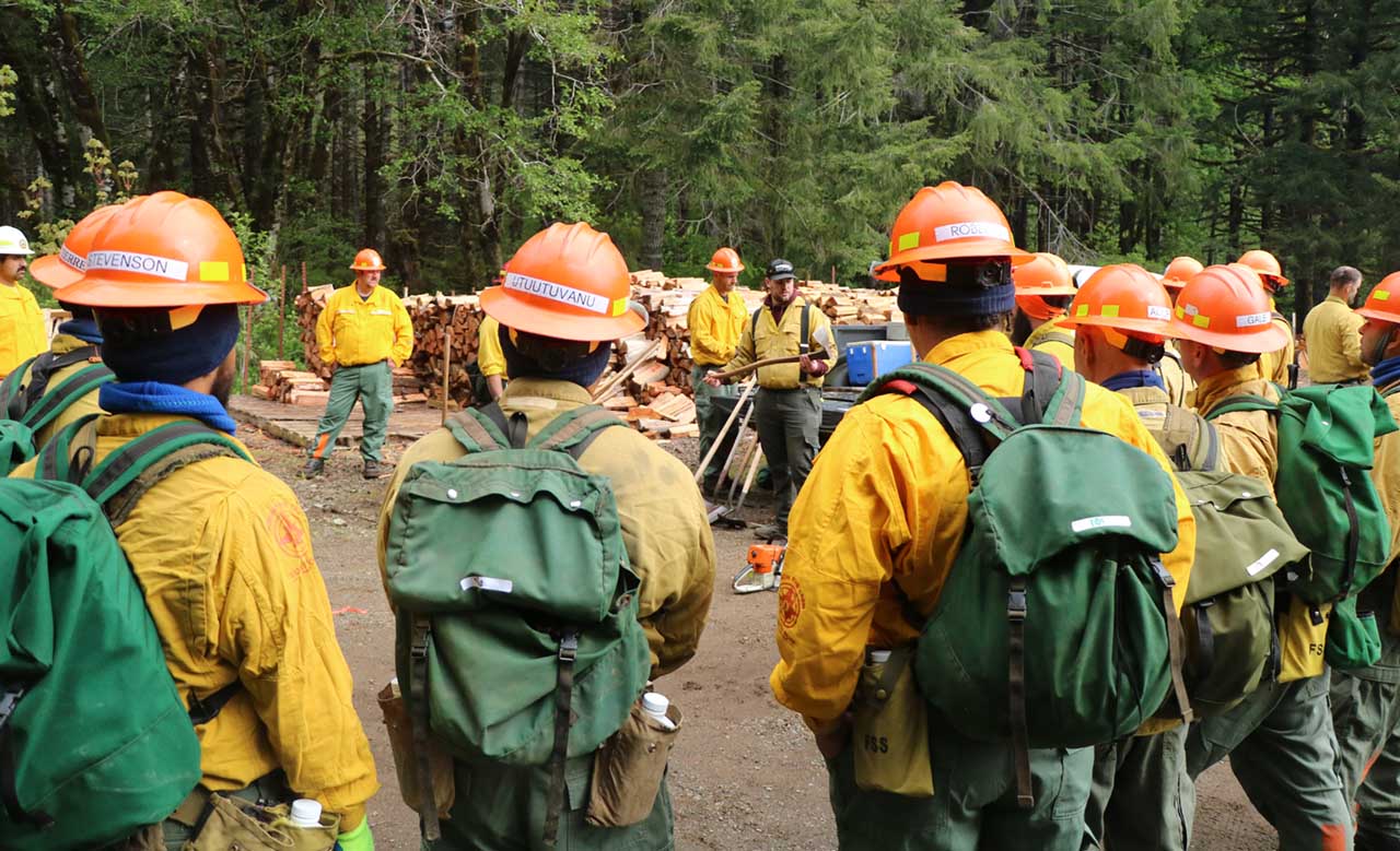 Oregon Doubles Inmate Firefighting Force with Rigorous Training to ...